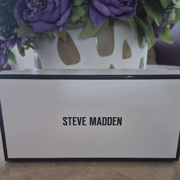 Steve Madden | Shoes | Steve Madden Black And White Box | Poshmark
